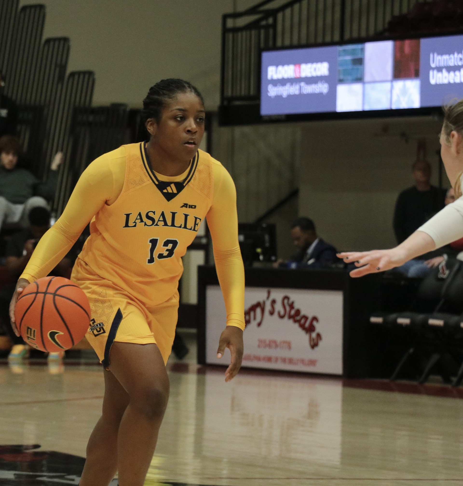 La Salle Basketball: week in review – The La Salle Collegian